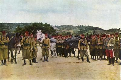 'Moroccan Riflemen and a French Officer During the Battle of the Marne ...