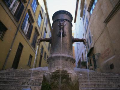 'Nasoni Fountain, Via Nazionale, Rome, Lazio, Italy, Europe ...
