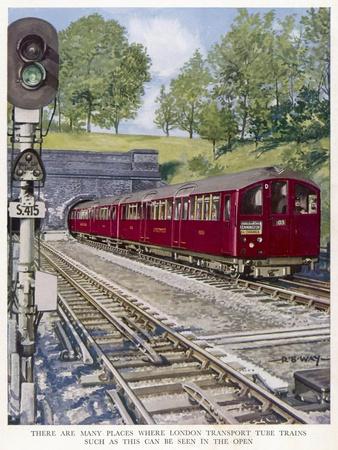 'Northern Line Train on It's Way to Kennington Via Charing Cross ...