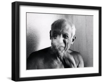 'Portrait of Artist Pablo Picasso, Bare Chested and Smiling' Premium ...