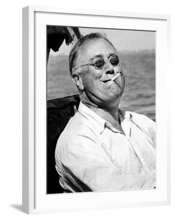 'Pres Franklin Roosevelt Smokes Cigarette and Fishing During Vacation ...