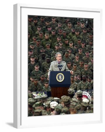 'President Bush Speaks to Marines During a Visit to Camp Pendleton Base ...