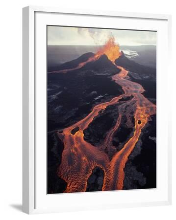 'Puu Oo Crater Erupting' Photographic Print - Jim Sugar | AllPosters.com