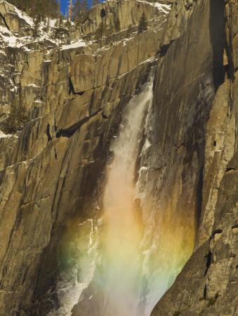 'Rainbow on Upper Yosemite Falls in Yosemite National Park, California ...