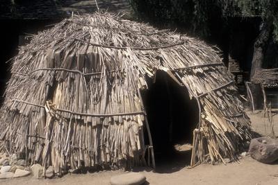 Reconstructed Juaneno Kicha, a Native American Shelter in Prehistoric ...