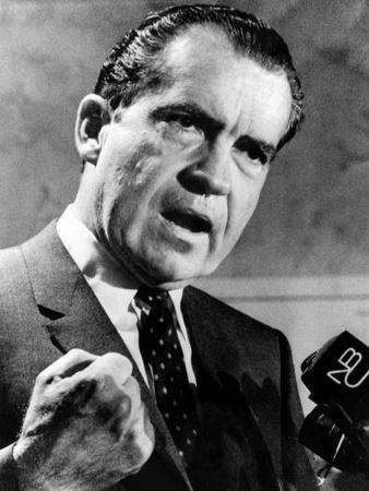 'Republican Presidential Candidate Richard Nixon Speaking with a ...