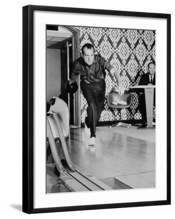 'Richard Nixon Bowling at the White House Bowling Alley, 1970' Photo ...