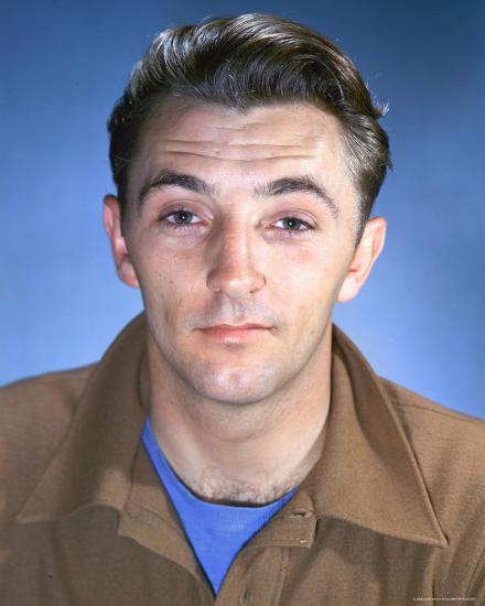 Robert Mitchum Photo