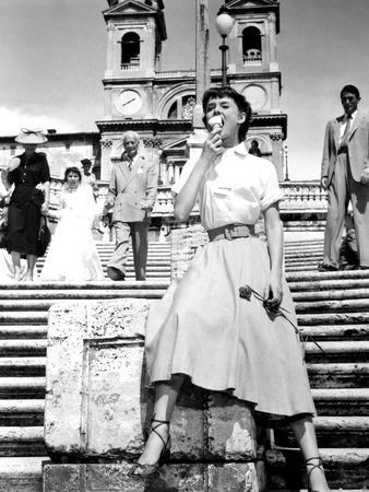 Roman Holiday, Audrey Hepburn, Gregory Peck, 1953 Photo | AllPosters.com