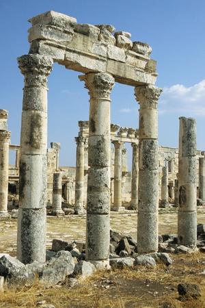 Roman Row of Columns, Colonnades, Apamea (Apamee), Syria, Middle East ...