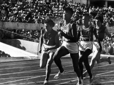 'Russian Runner, Irina Press with Us Sprinter Wilma Rudolph in Women's ...