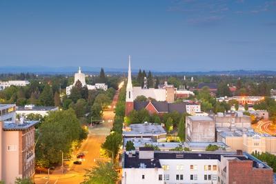 Salem, Oregon, USA downtown city skyline at dusk Photo | AllPosters.com