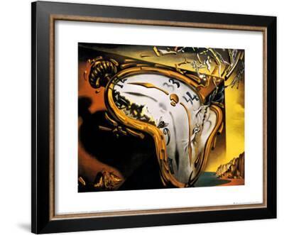 Salvador Dali Exploding Clock