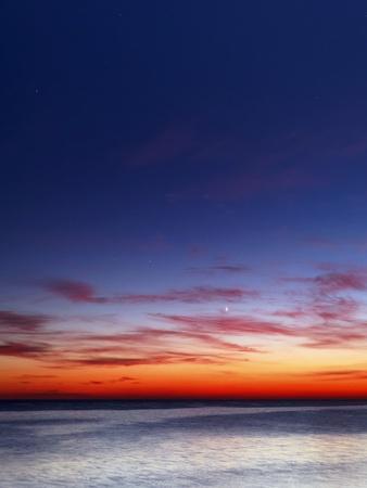 'Saturn and Venus at dawn' Photographic Print | AllPosters.com