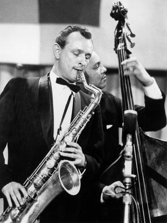 Saxophone Player Jimmy Giuffre at International Jazz Festival February ...
