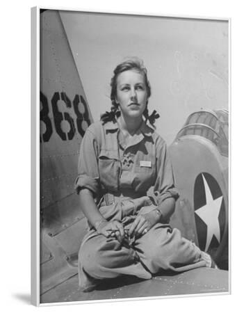 'Shirley Slade Pilot Trainee in Women's Flying Training Detachment ...
