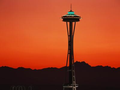 'Space Needle at Sunset, Seattle, Washington, USA' Photographic Print ...