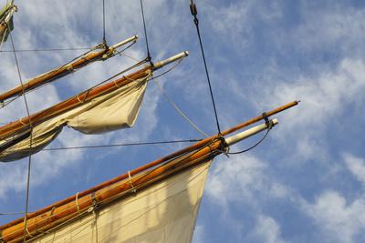 'Spars and sails of Hawaiian Chieftain, a Square Topsail Ketch ...