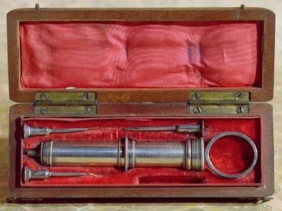 'Syringe invented by Charles-Gabriel Pravaz' Giclee Print | AllPosters.com