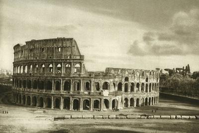 'The Colosseo (Colisee) in Rome in the 1920S' Giclee Print | AllPosters.com