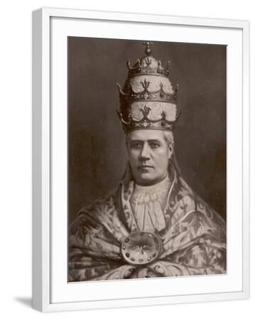 'The Papal Tiara Worn by Pope Pius X' Photographic Print | AllPosters.com