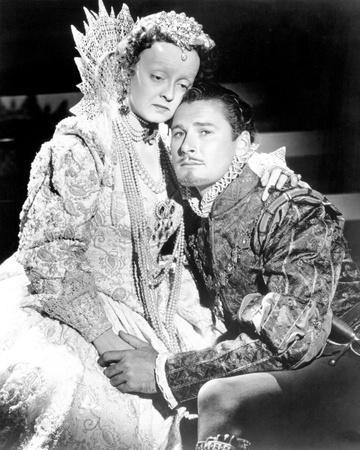 'The Private Lives of Elizabeth and Essex' Photo | AllPosters.com