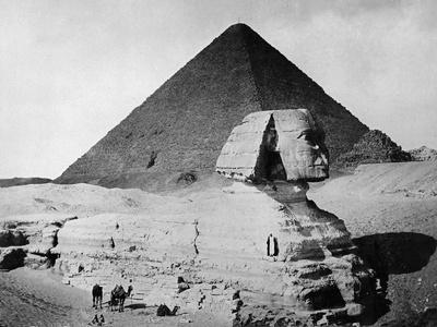 'The Sphinx and the Pyramid of Cheops - the Great Pyramid, C.1904-05 (B ...