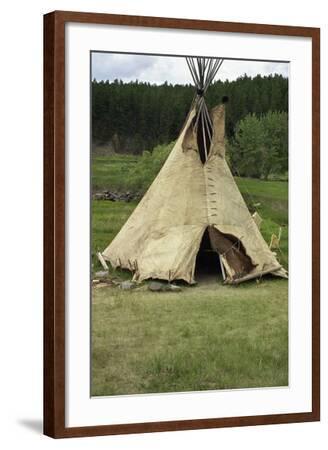 'Tipi Made of Buffalo Hide Sewn with Sinew in Traditional Way, Lakota ...