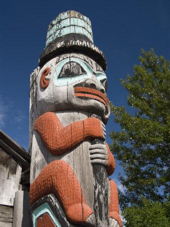 'Tlingit Totem Pole, Raven's Fort Tribal House, Fort William Seward ...