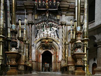 'Tomb of Jesus at Church of the Holy Sepulchre, Old City, Jerusalem ...