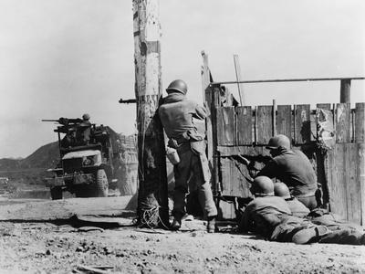 'U.S. Combat Engineers Return North Korean Sniper Fire after the Battle ...