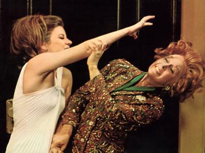 'Valley Of The Dolls, Patty Duke, Susan Hayward, 1967' Photo ...