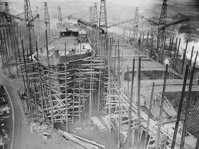 'View of Newport News Shipbuilding' Photographic Print | AllPosters.com