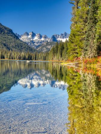 'Washington State. Cooper Lake in Central Washington, Cascade Mountains ...