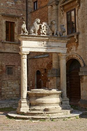 'Water well, Montepulciano, Tuscany, Italy' Prints | AllPosters.com