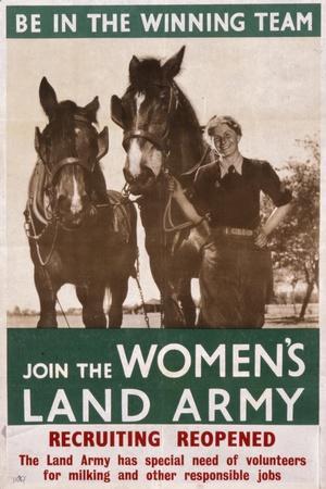 'Women's Land Army Poster' Photographic Print | AllPosters.com