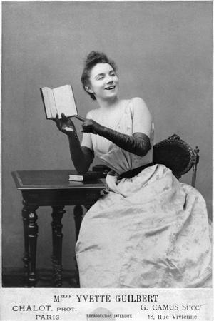 'Yvette Guilbert (1867-1944) 1891' Photographic Print - Chalot ...