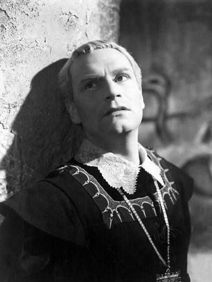 'Hamlet, Laurence Olivier, 1948' Photo | AllPosters.com