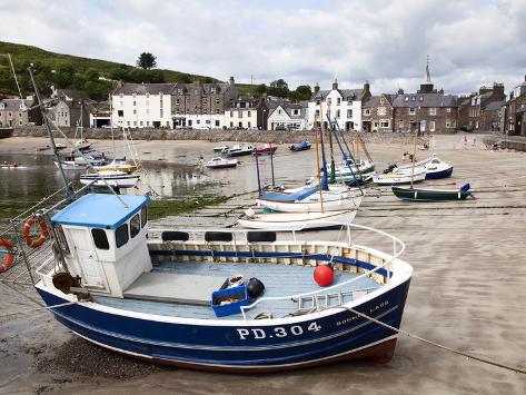 Beached Fishing Boat in the Harbour at Stonehaven, Aberdeenshire ...
