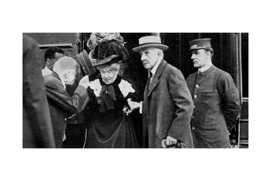 'American Tycoon John D Rockefeller and His Wife Arriving at Cleveland ...