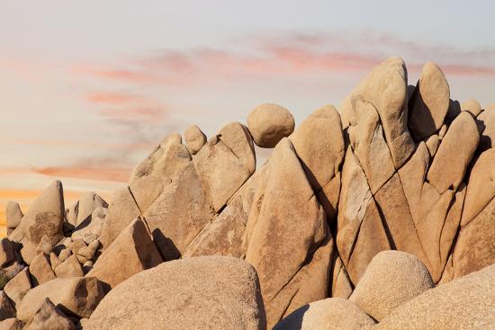 'Geometric Rock Formation, Joshua Tree NP, California, USA ...